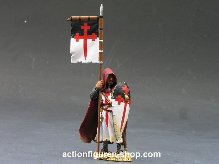 Standing Knight with Flag & Shield | MK010
