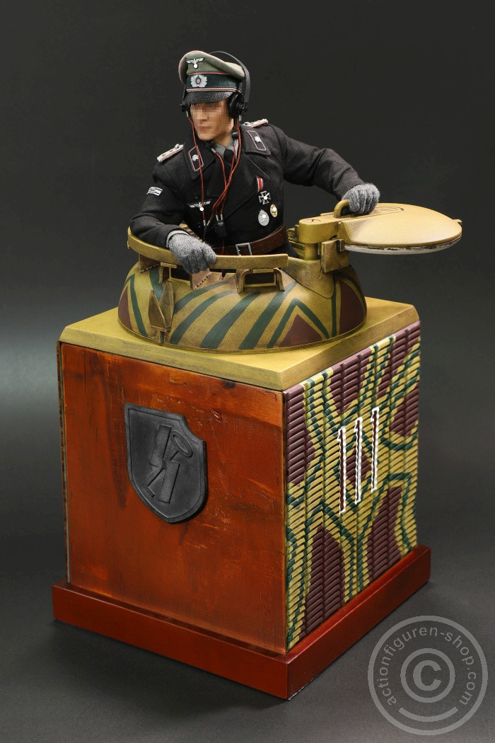 Panther G Tank Diorama (Cupola) - WWII German Panzer - camo | E60068